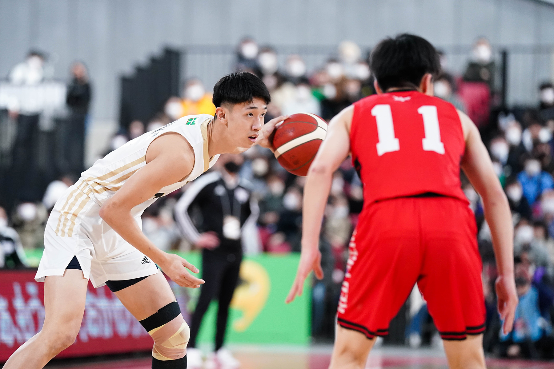 【ウインターカップ2022】開志国際が初の4強入り!! 2桁得点4人で東海大付諏訪に勝利 | 高校（U18） | 月刊バスケットボールWEB