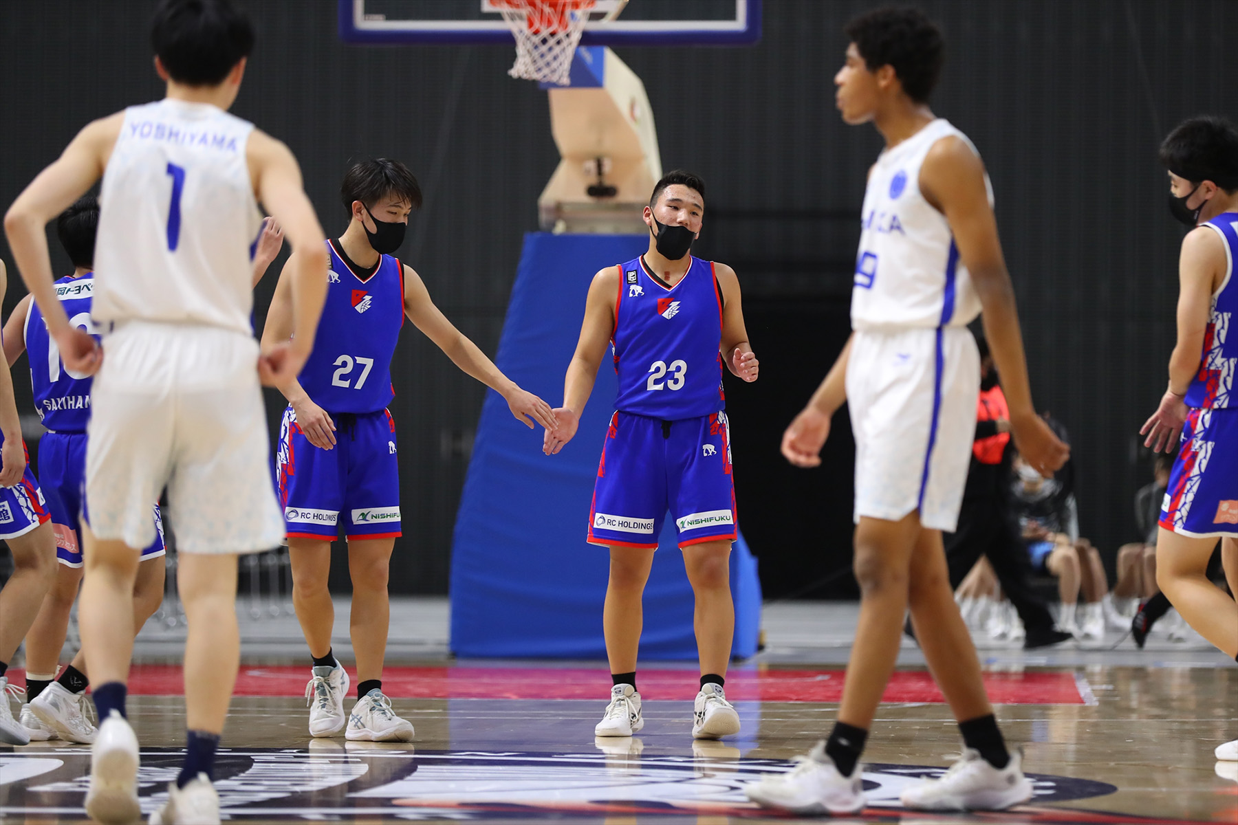 【Jr.ウインターカップ2022-23】ライジングゼファーフクオカU15が決勝進出、京都精華学園中に逆転勝利 | 中学(U15) | 月刊バスケットボールWEB